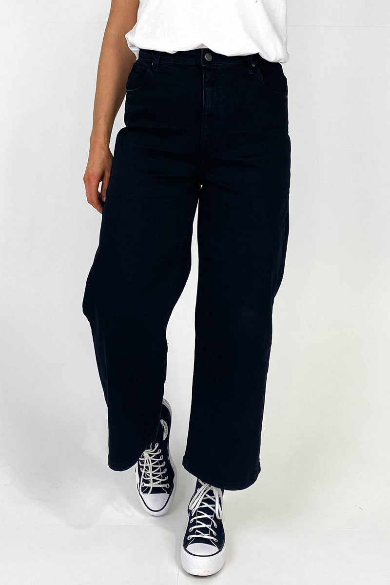 Wakee Tayla Wide Leg Jeans Black | Shine On Outlet
